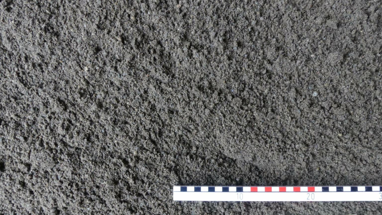 Pukk og Grus -Hos Feiring Bruk får du det du trenger av pukk og grus.