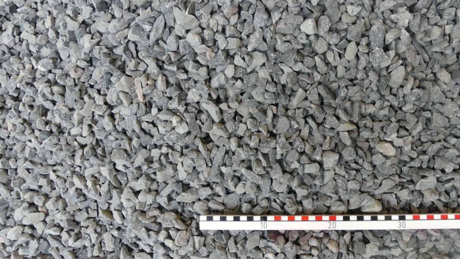 Pukk og Grus -Hos Feiring Bruk får du det du trenger av pukk og grus.