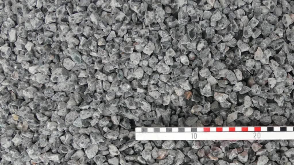 Pukk og Grus -Hos Feiring Bruk får du det du trenger av pukk og grus.