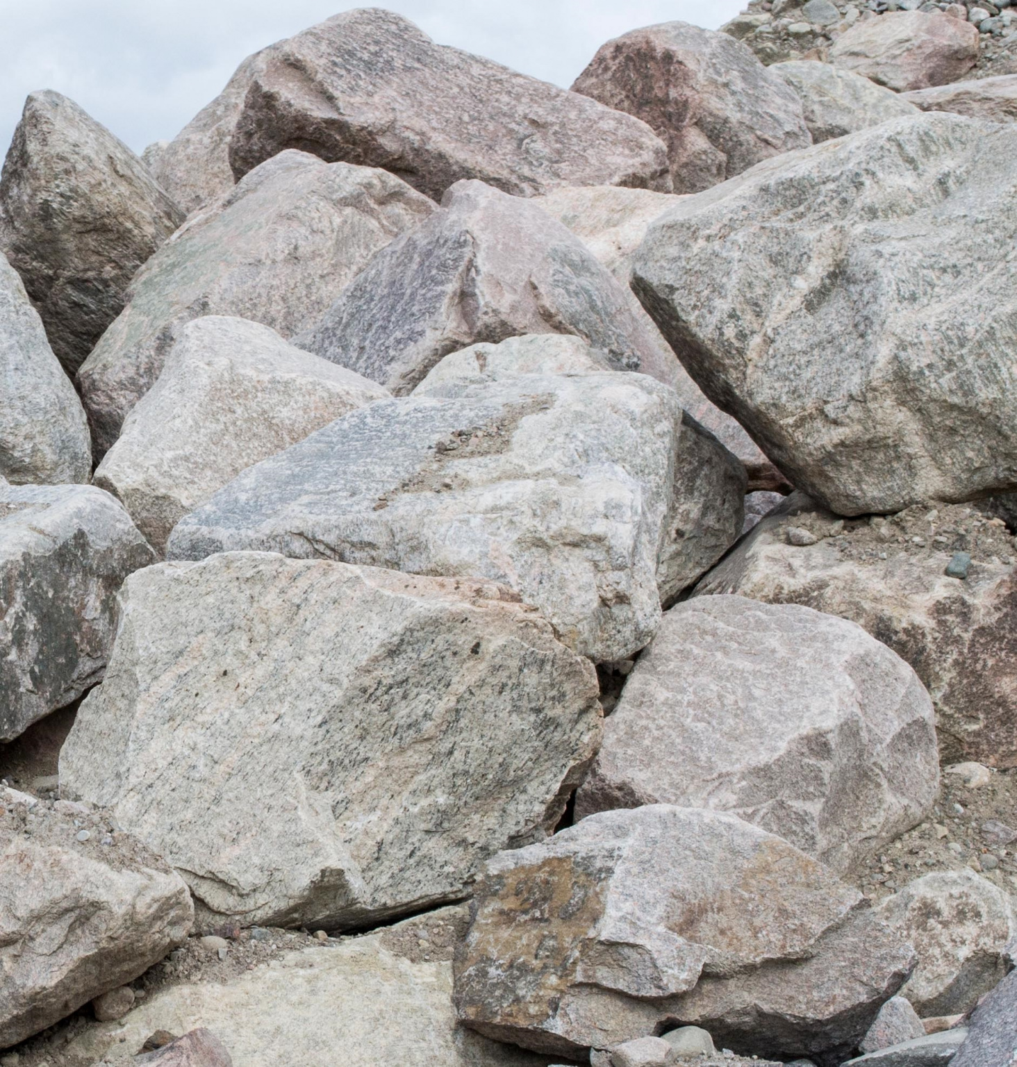 Pukk og grus til bygg og anlegg – levering på Østlandet | Feiring